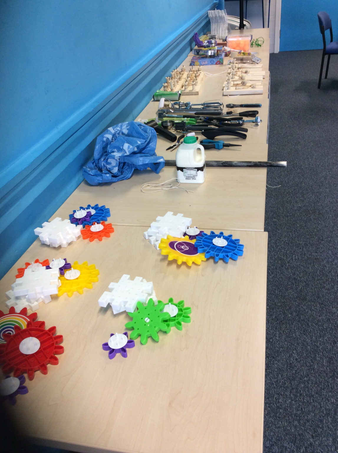 Simple Mechanisms for Primary: Levers, Pulleys and Gears - NUSTEM