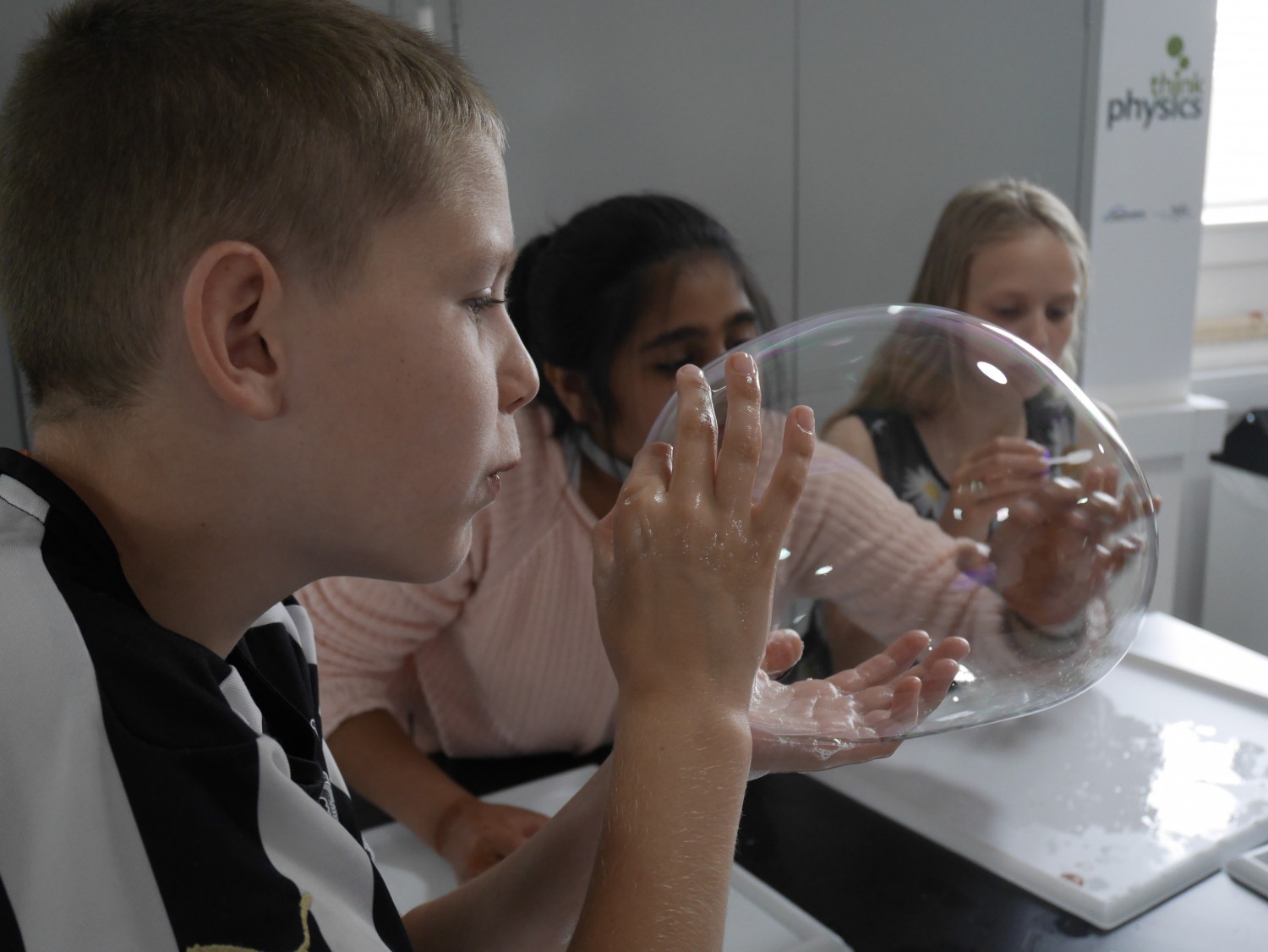 Alan blows a huge bubble - NUSTEM