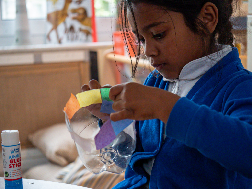 Making lanterns adult led activity - NUSTEM