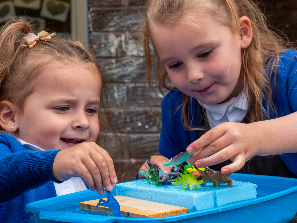 Raft building adult led activity - NUSTEM