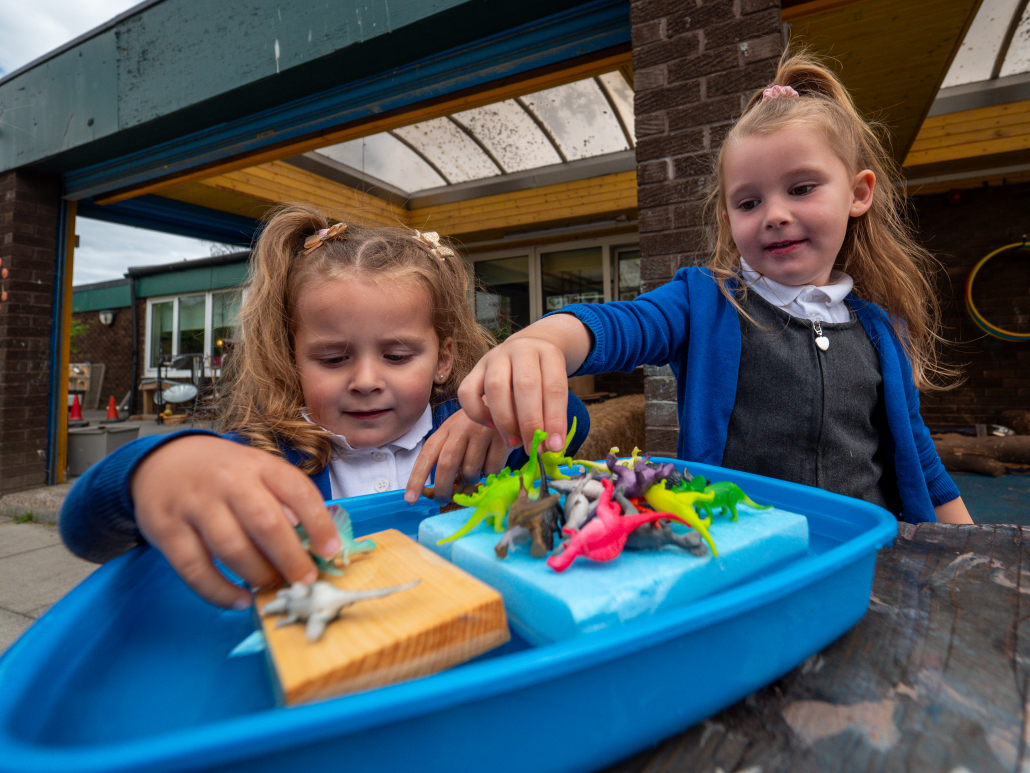 Raft building adult led activity - NUSTEM