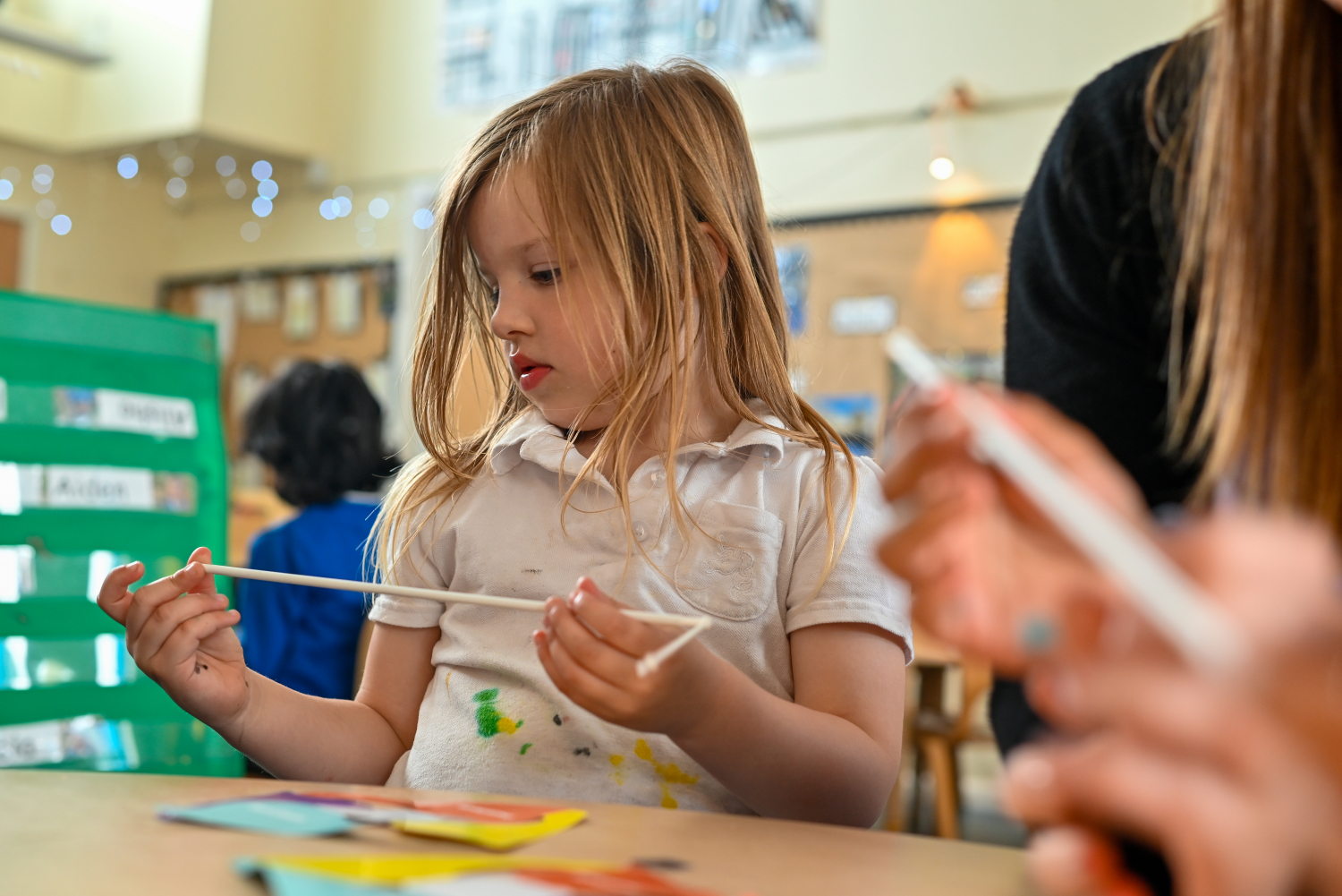 Making windmills adult led activity - NUSTEM